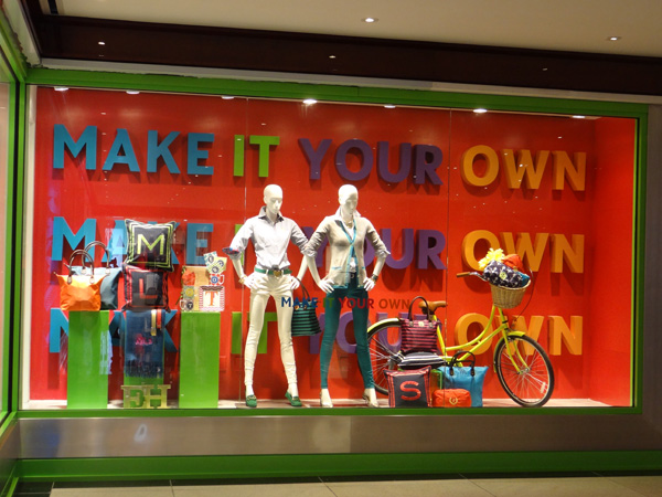Create Eye-Catching Retail Window Displays | Shelving.com